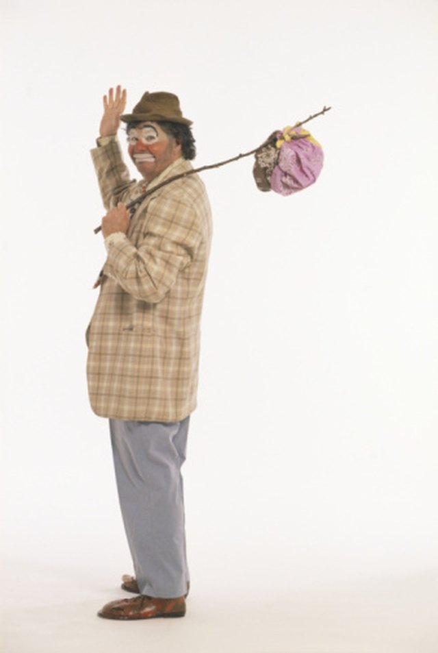 How to Tie a Hobo Stick | ehow