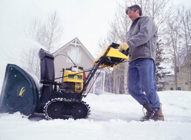 How to Troubleshoot a Toro S620 | ehow